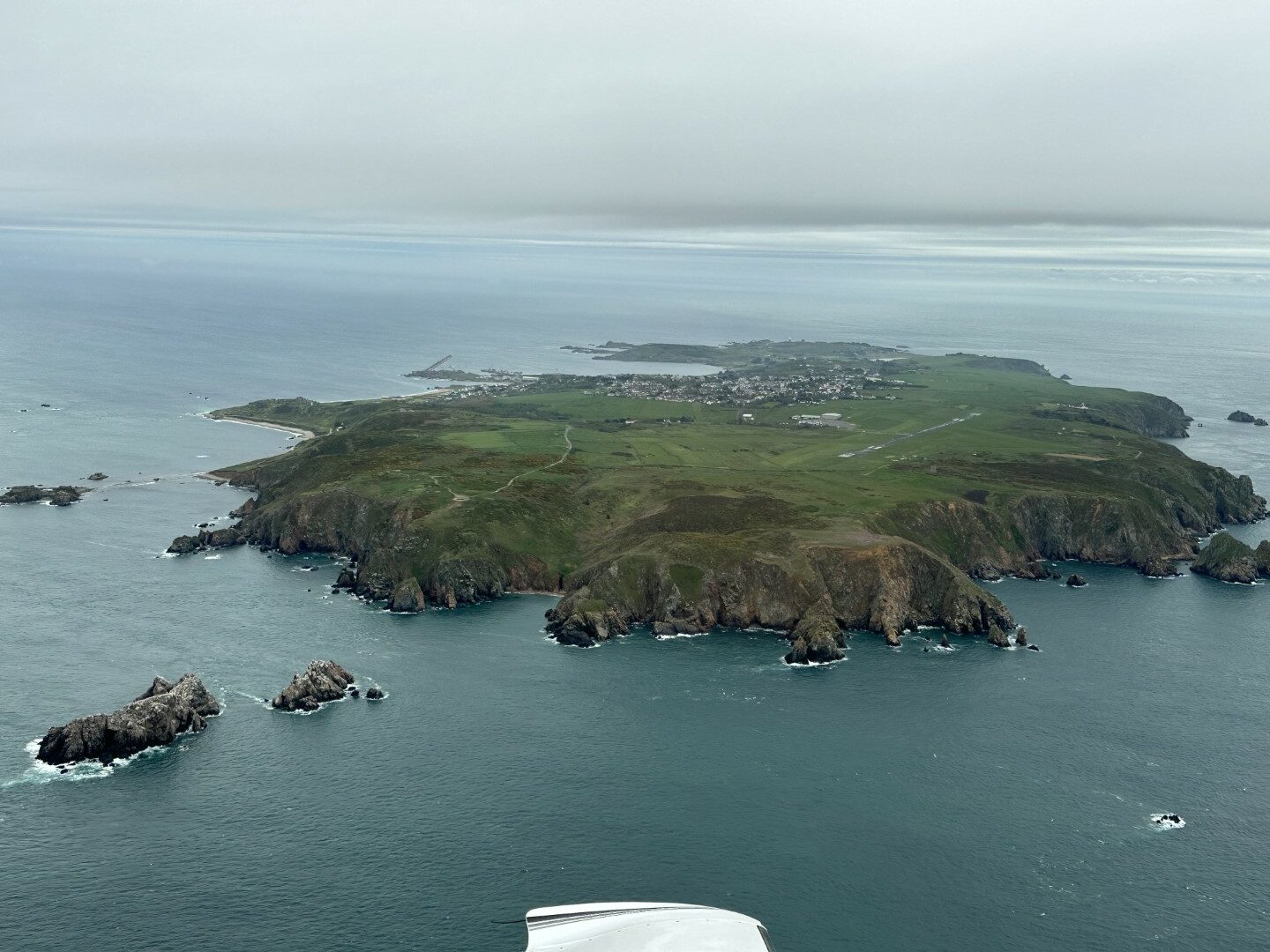 Jersey, Guernesey, Aurigny - Location avion Cherbourg